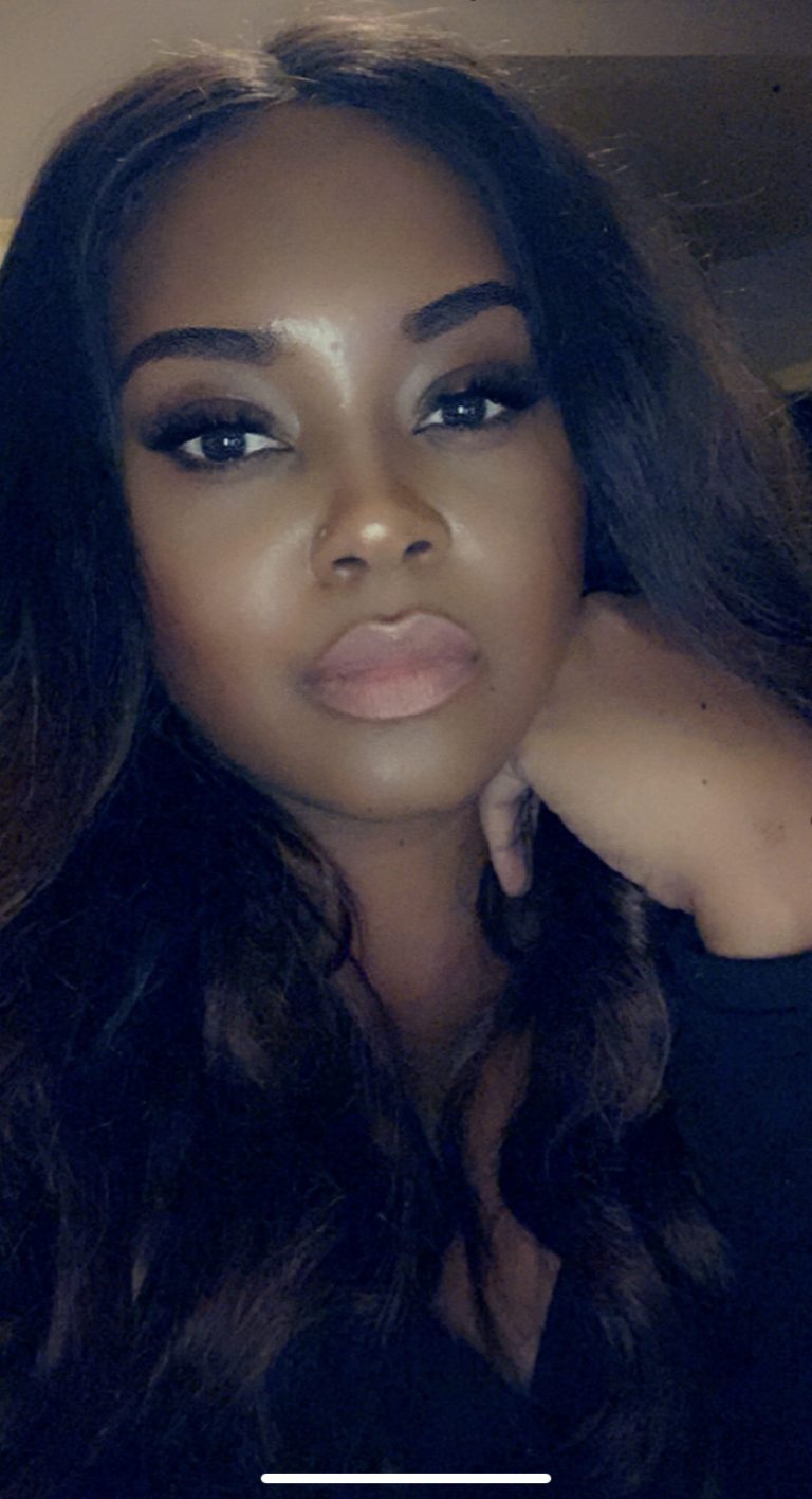 Meet Irtashia Horn of BleuReign Skin in Fashion District - Voyage ...