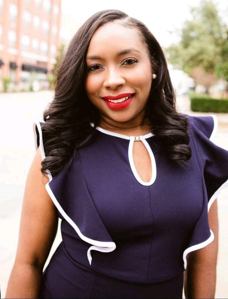 Meet Shronda Pierson – Voyage Dallas Magazine | Dallas City Guide