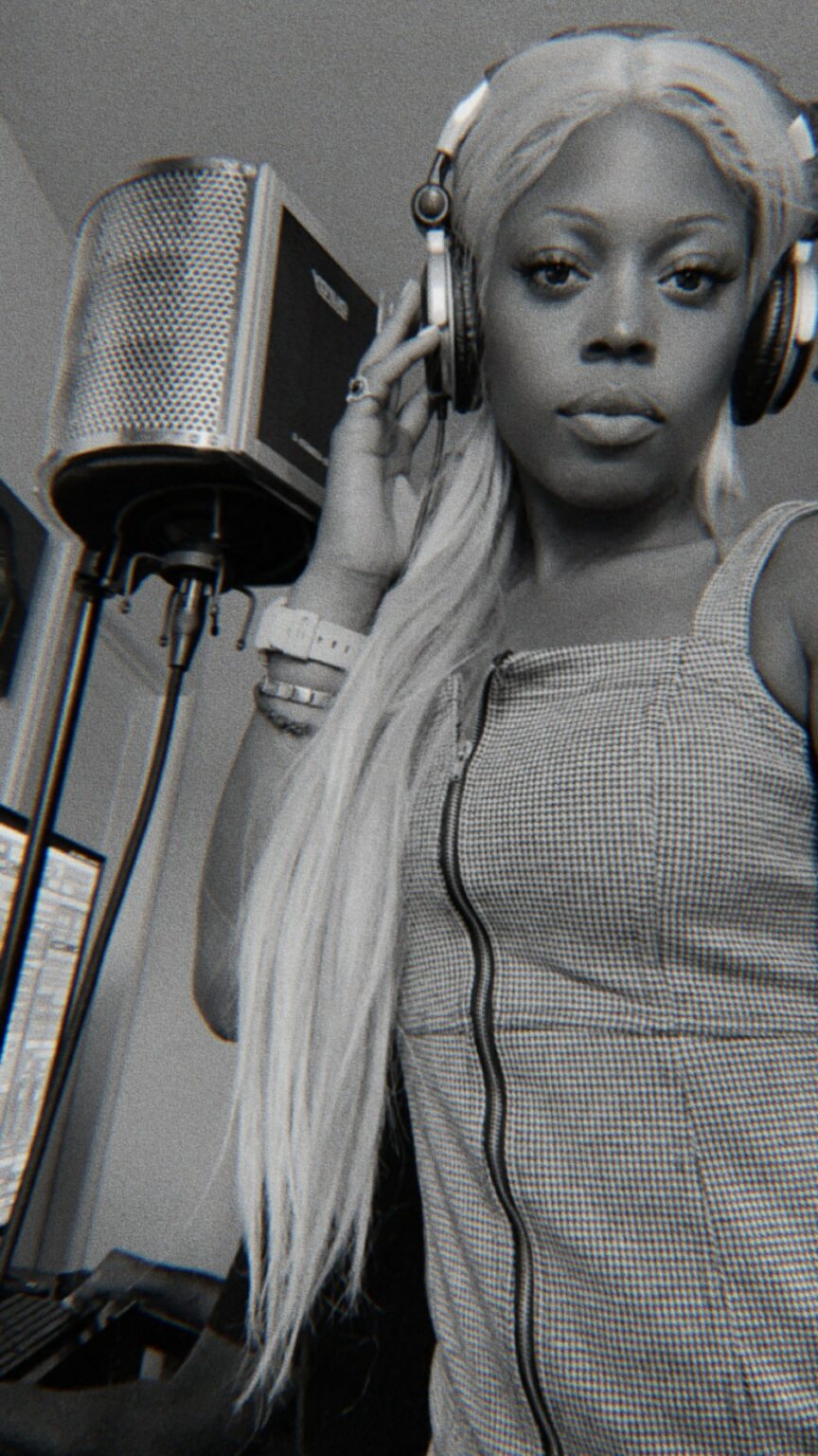 Rising Stars: Meet Sharla - Voyage Dallas Magazine | Dallas City Guide