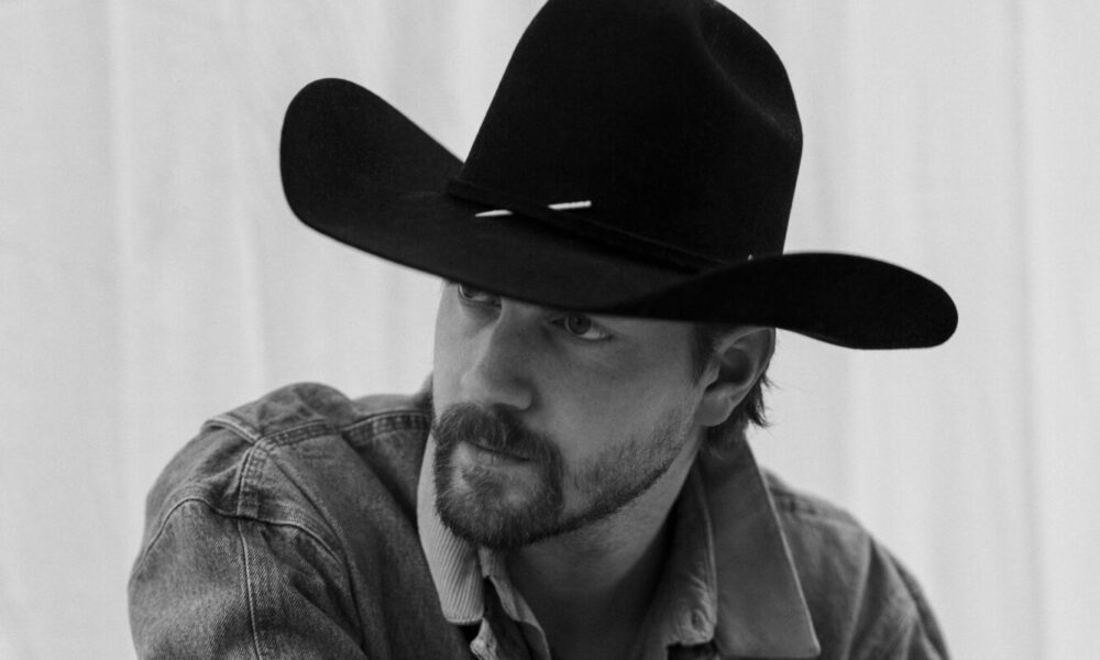 Rising Stars: Meet Beau Simmons - Voyage Dallas Magazine | Dallas City ...