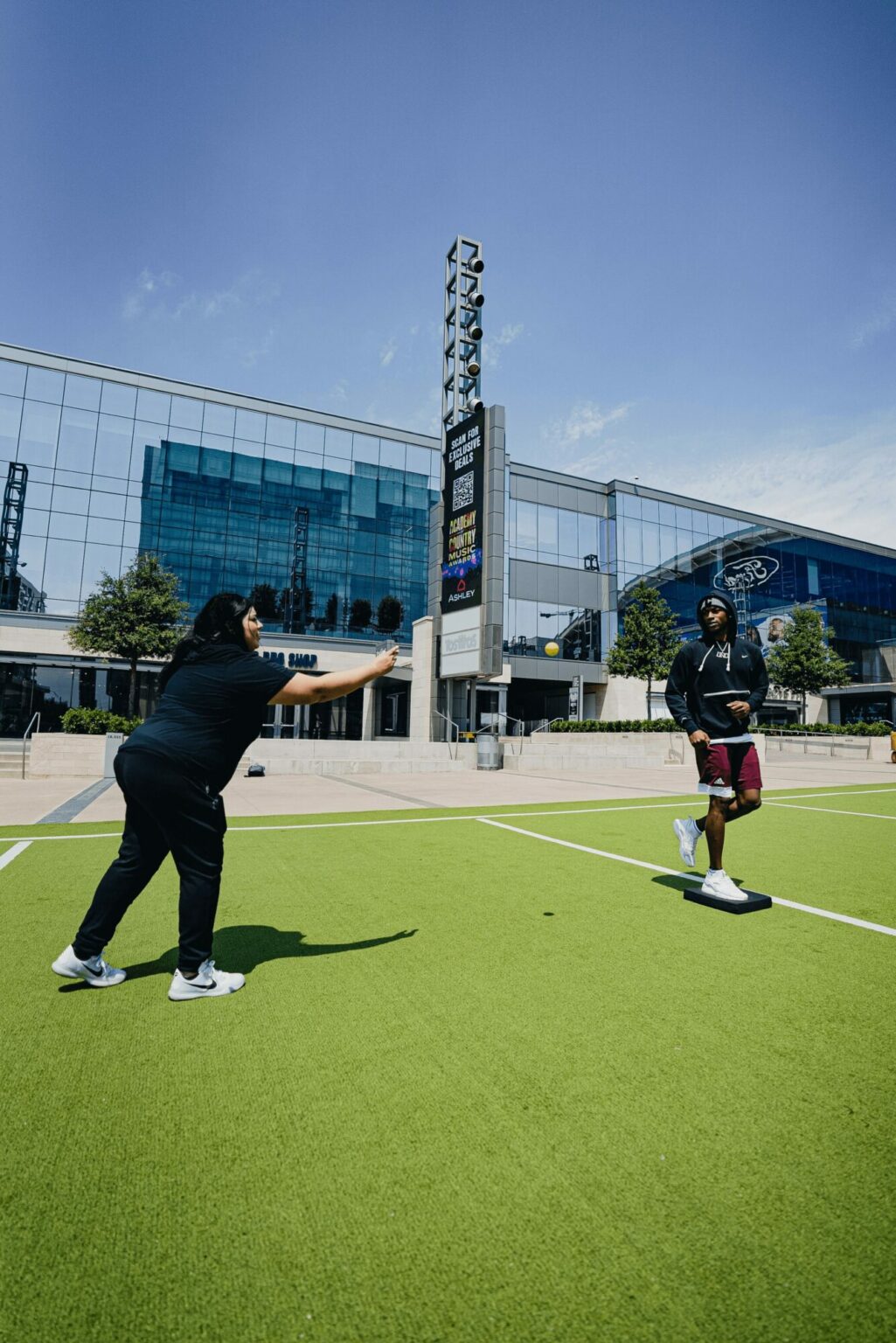 Meet Dr. Erica Rodriguez of 4th Quarter Recovery - Voyage Dallas ...