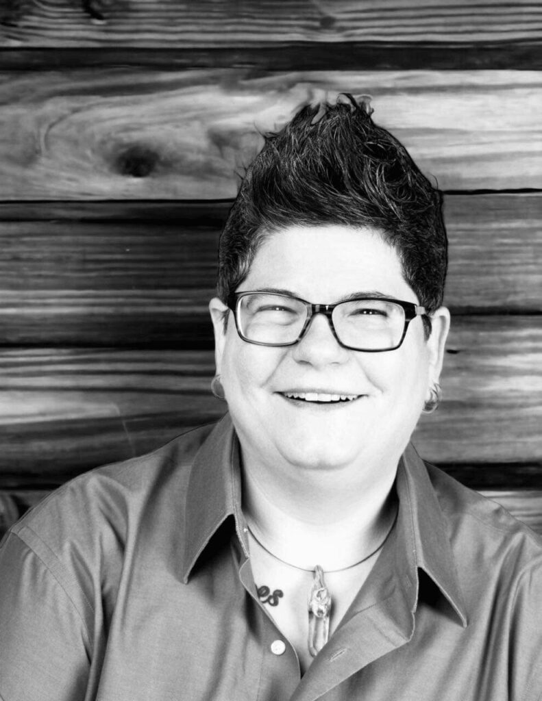 Daily Inspiration: Meet Dina Faye Gilmore - Voyage Dallas Magazine ...