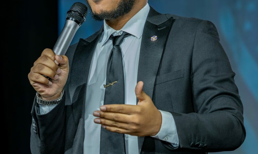 Inspiring Conversations with Khris Fields of WISE UP TO RISE UP ...