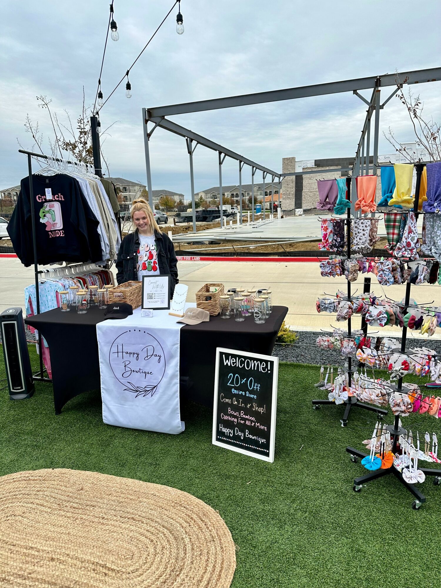 Exploring Life & Business with Ashlyn Willingham of Happy Day Bowtique ...