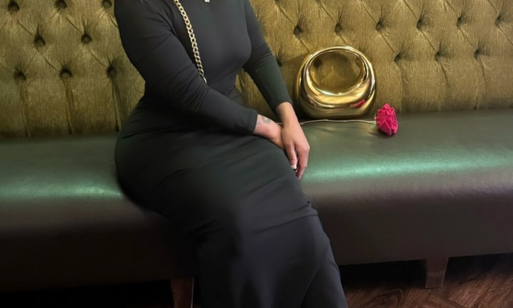 Meet Veronica Williams of Glammed By Vee - Voyage Dallas Magazine ...