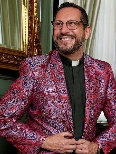 Conversations with Neil Thomas - Voyage Dallas Magazine | Dallas City Guide