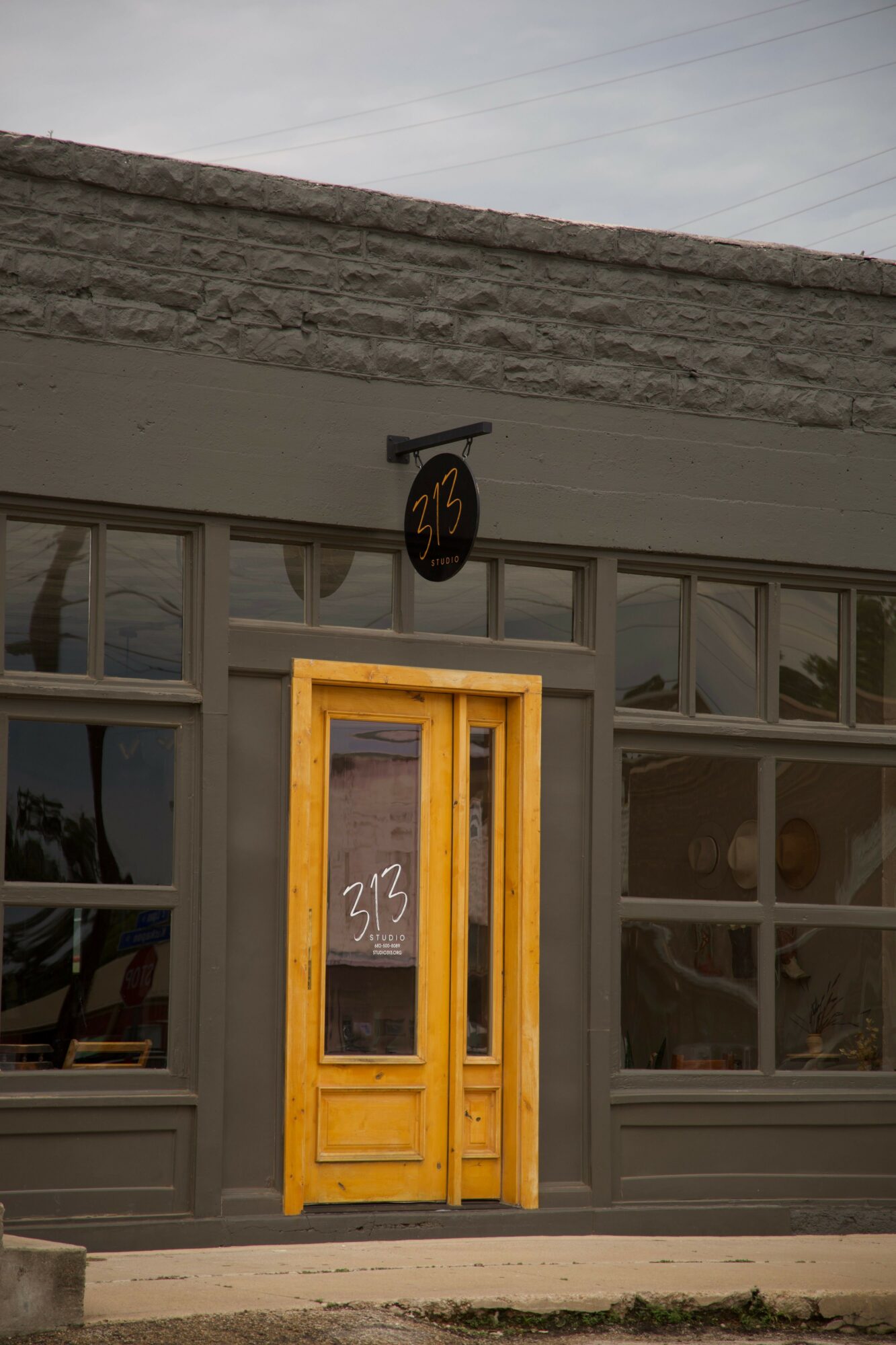 Meet Aleq Slimp of Studio 313 - Voyage Dallas Magazine | Dallas City Guide