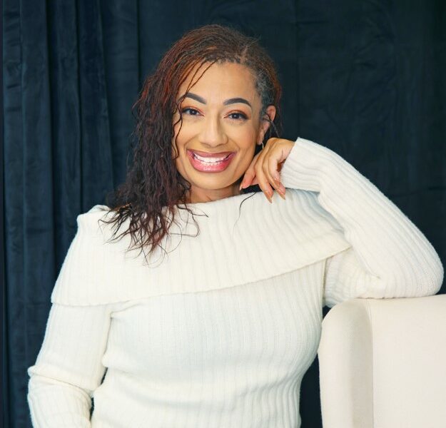 Meet Lisa Owens of Dallas - Voyage Dallas Magazine | Dallas City Guide