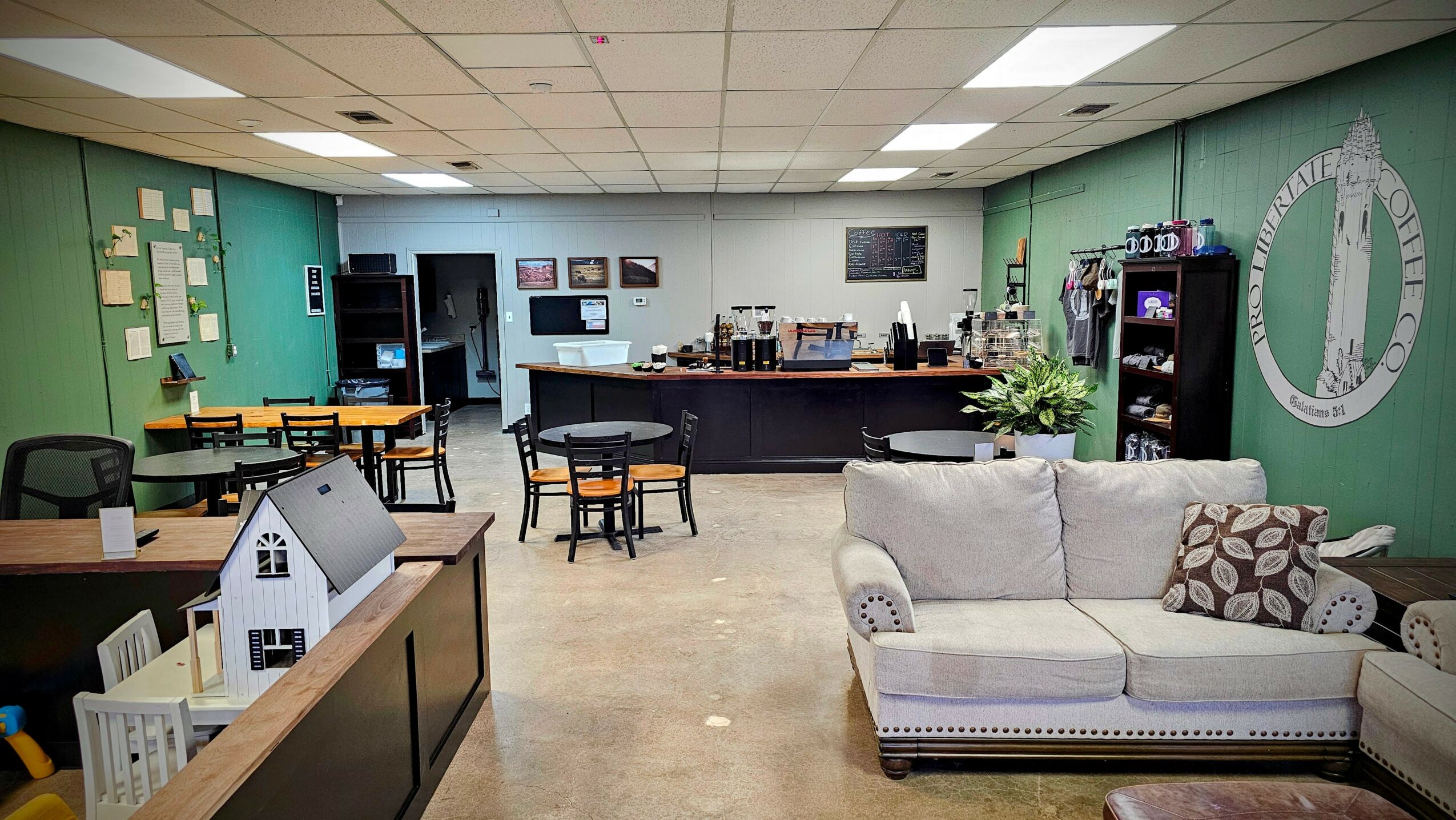 Conversations with Bryan Wallace - Voyage Dallas Magazine | Dallas City ...